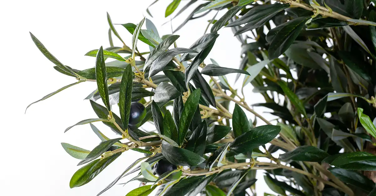 Indretning af venteværelse – Nytænk med kunstige træer