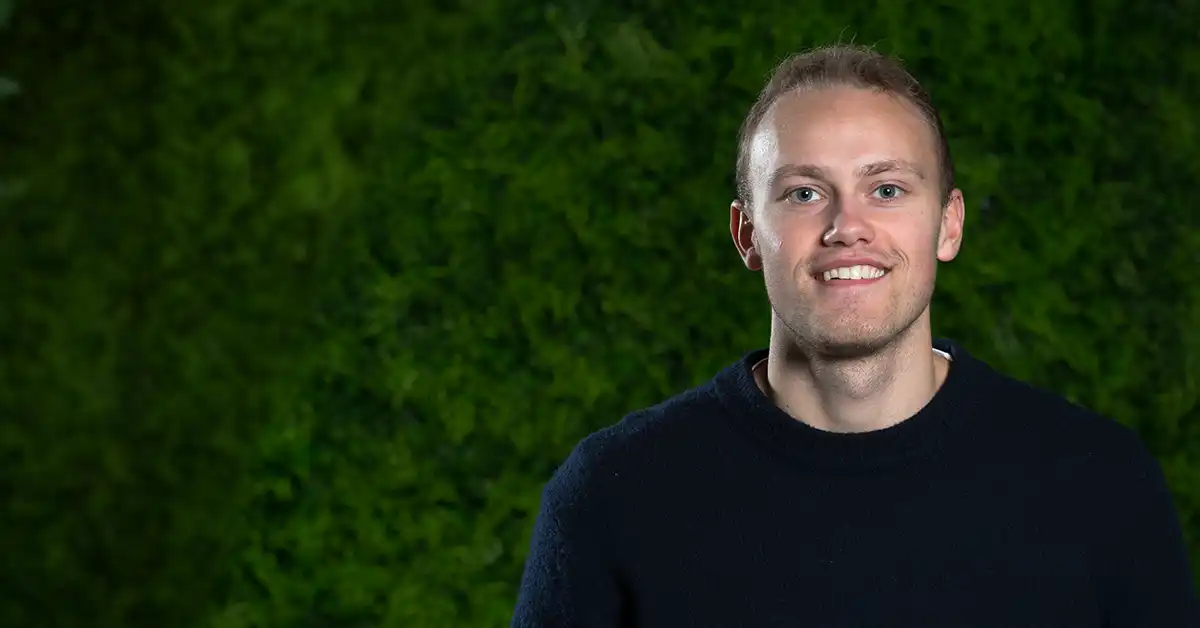 Lasse Rode – Ekspert i naturtro Silkeplanter & indretning